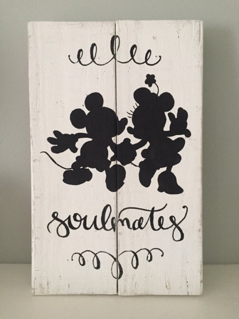 Disney Signs Every Disney Couple Needs