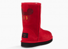 Fashionistas Unite With Disney Themed UGGS For the Whole Family ...