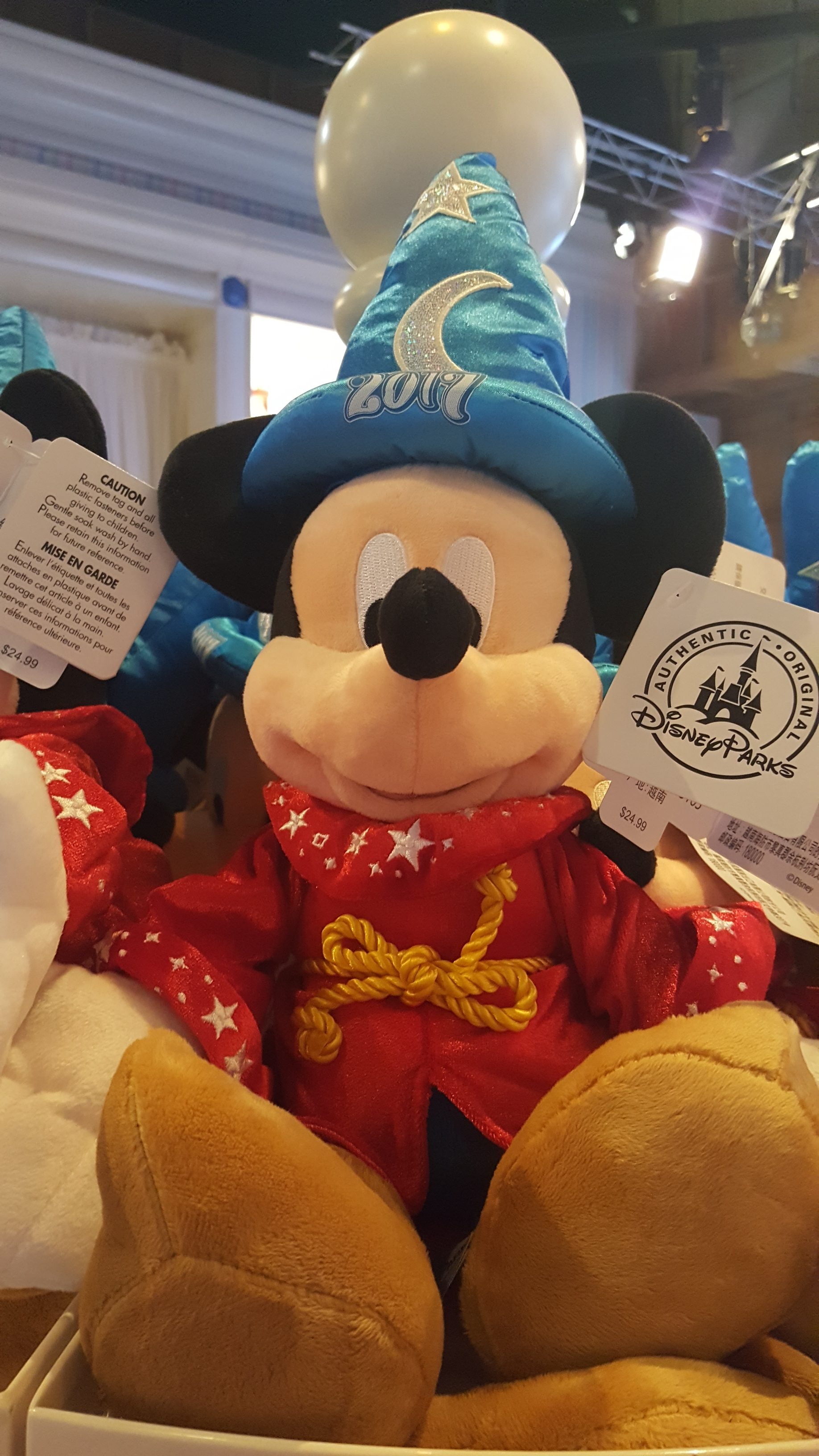 2017 Disney Merchandise Has Made Its Debut At Disney Parks!!!