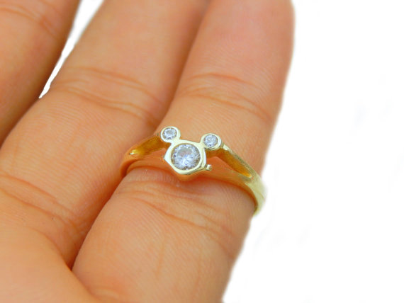 Show off some bling with this 14k gold Mickey Mouse ring - Jewelry