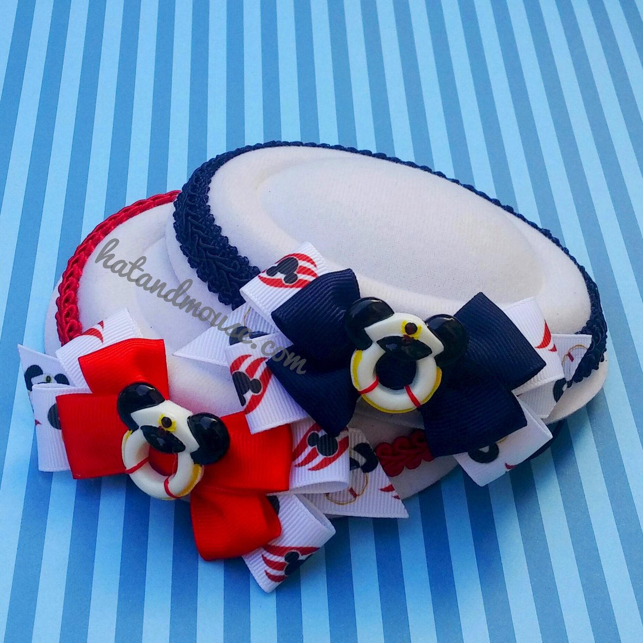 Add A Touch Of Vintage Style To Your Disney Cruise Look With This ...