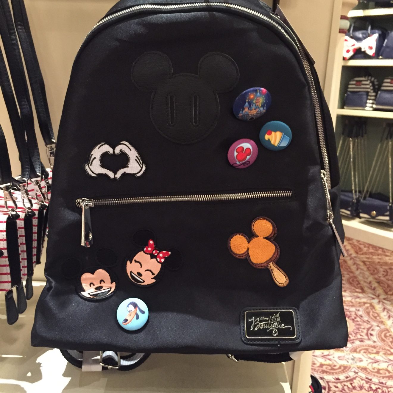 Disney's New Emoji Collection Will Give You Heart-Eyes! - Style