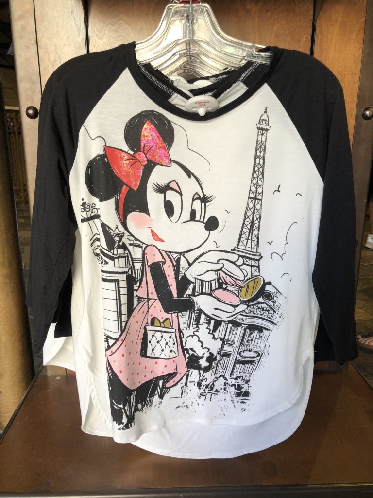 Minnie Tours Paris in Style - Disney World