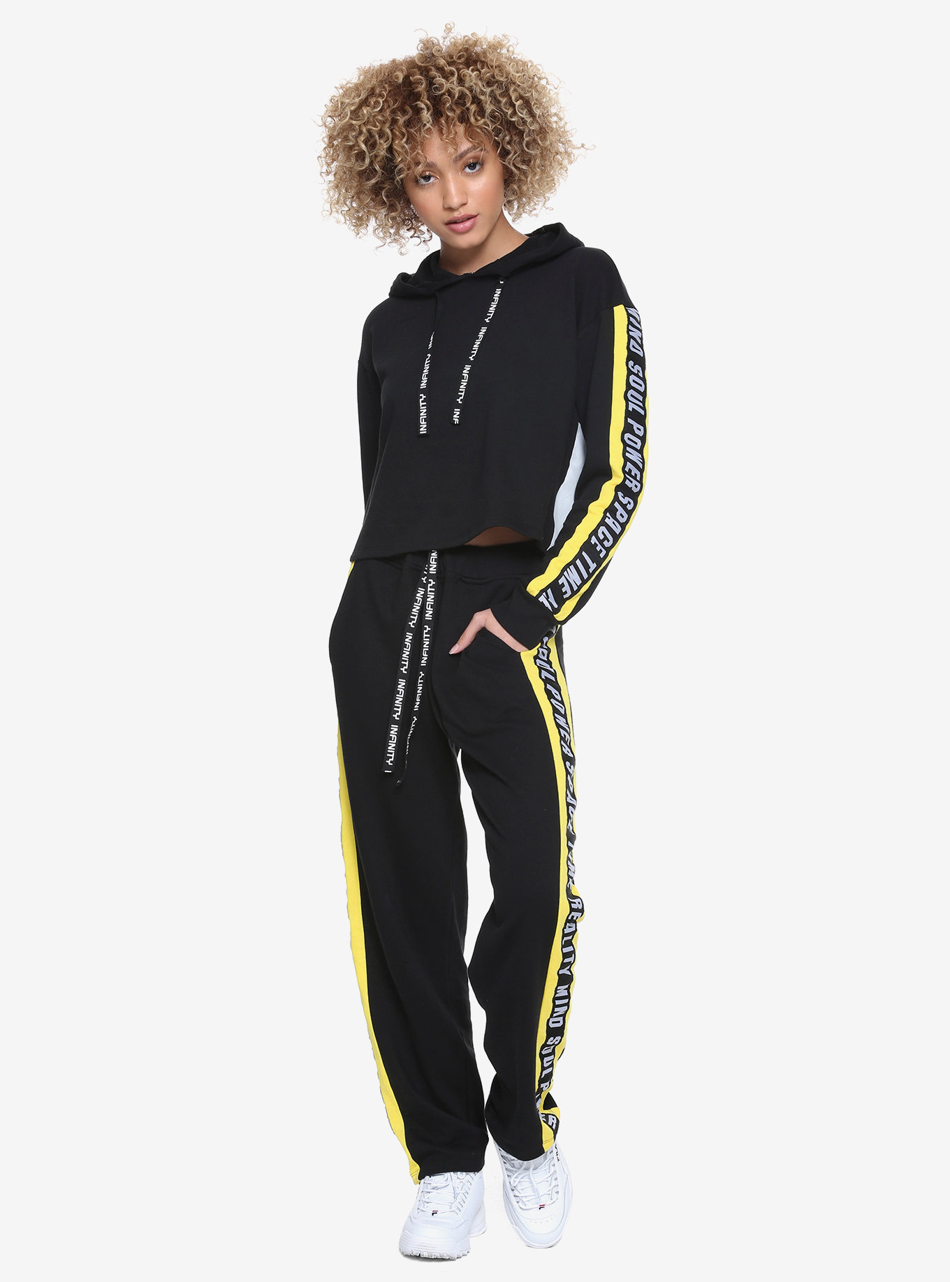 Marvel Avengers: Infinity War merchandise lands at Hot Topic - Fashion
