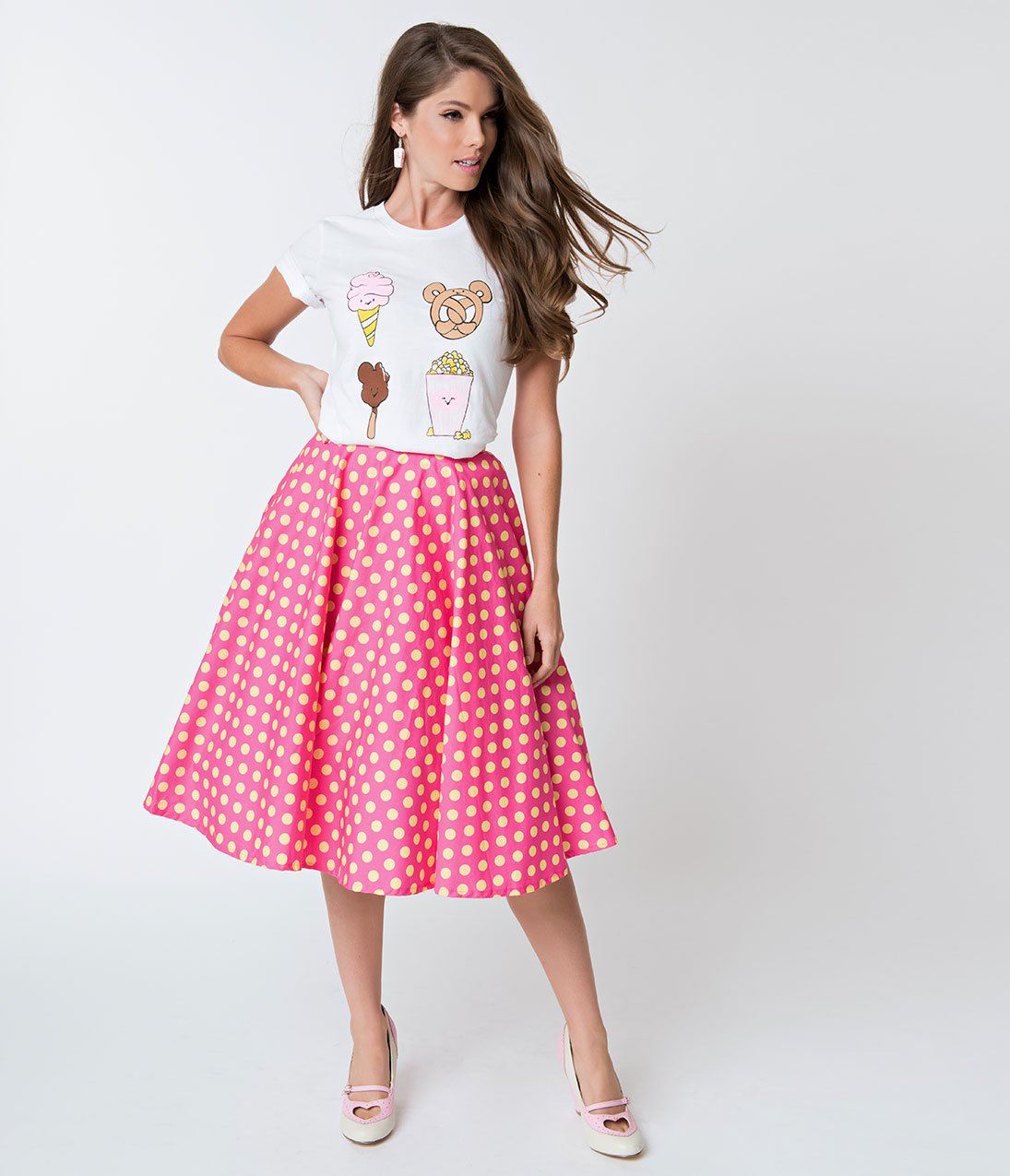 Magical Disney Snacks Inspired Outfits With Vintage Flair - Fashion