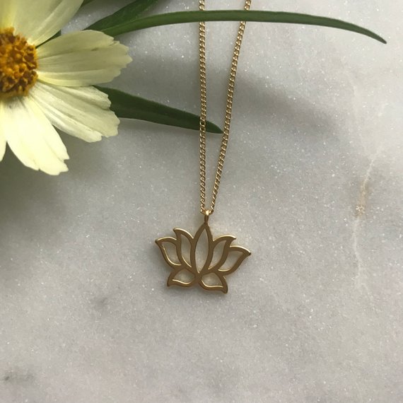 Feel Like Royalty with This Princess Inspired Jewelry Collection ...