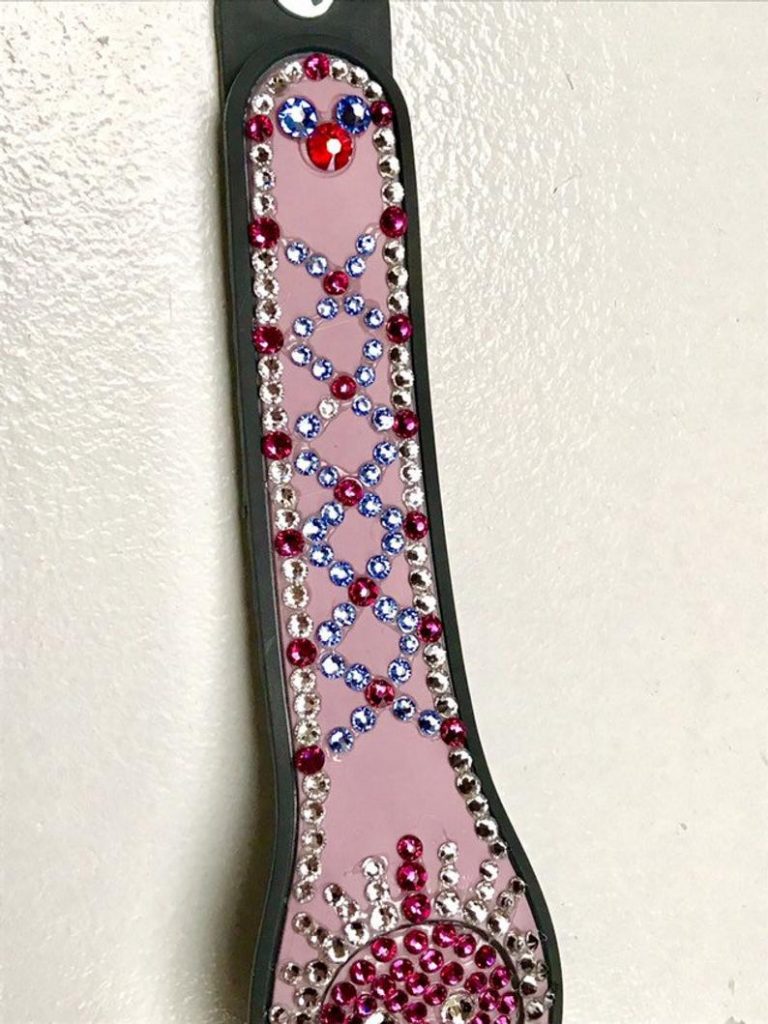 Dazzle Your Way Through The Parks With These Shimmering MagicBands - Shop