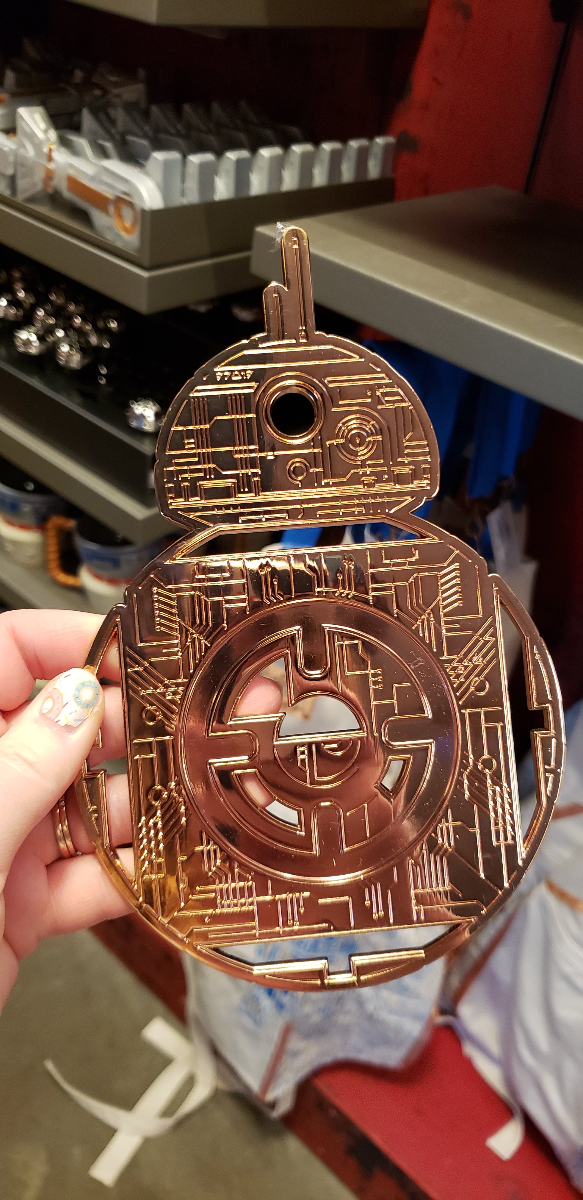 Add A Little Droid To Your Kitchen With These Galactic Items From The ...