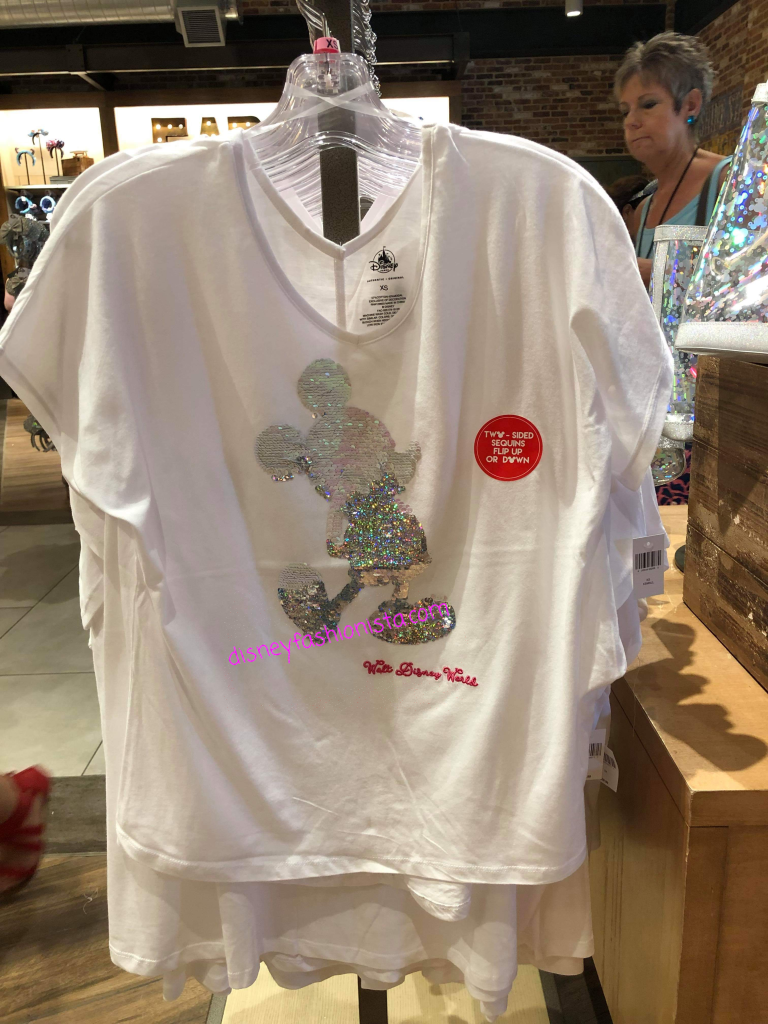 Magic Mirror and Imagination Pink Items Hit The Stores In A Fashionable ...