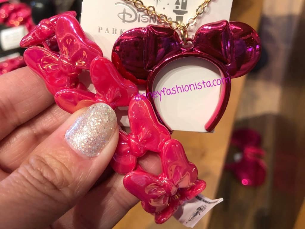Magic Mirror and Imagination Pink Items Hit The Stores In A Fashionable ...