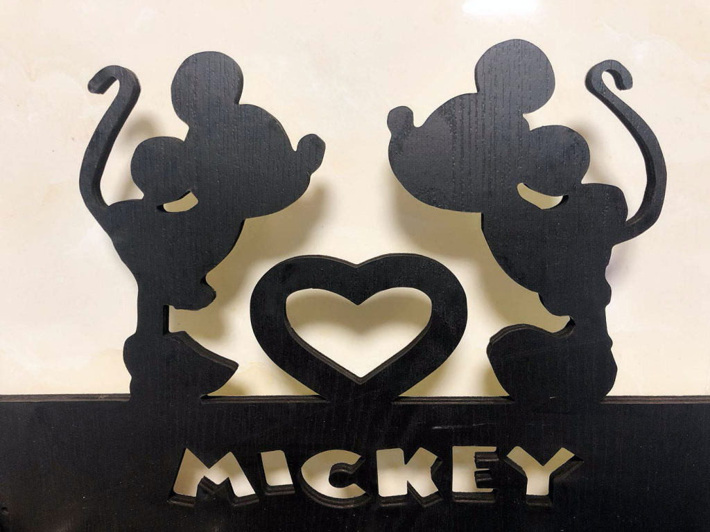 Disney Discovery- Minnie and Mickey Key Holder - Decor