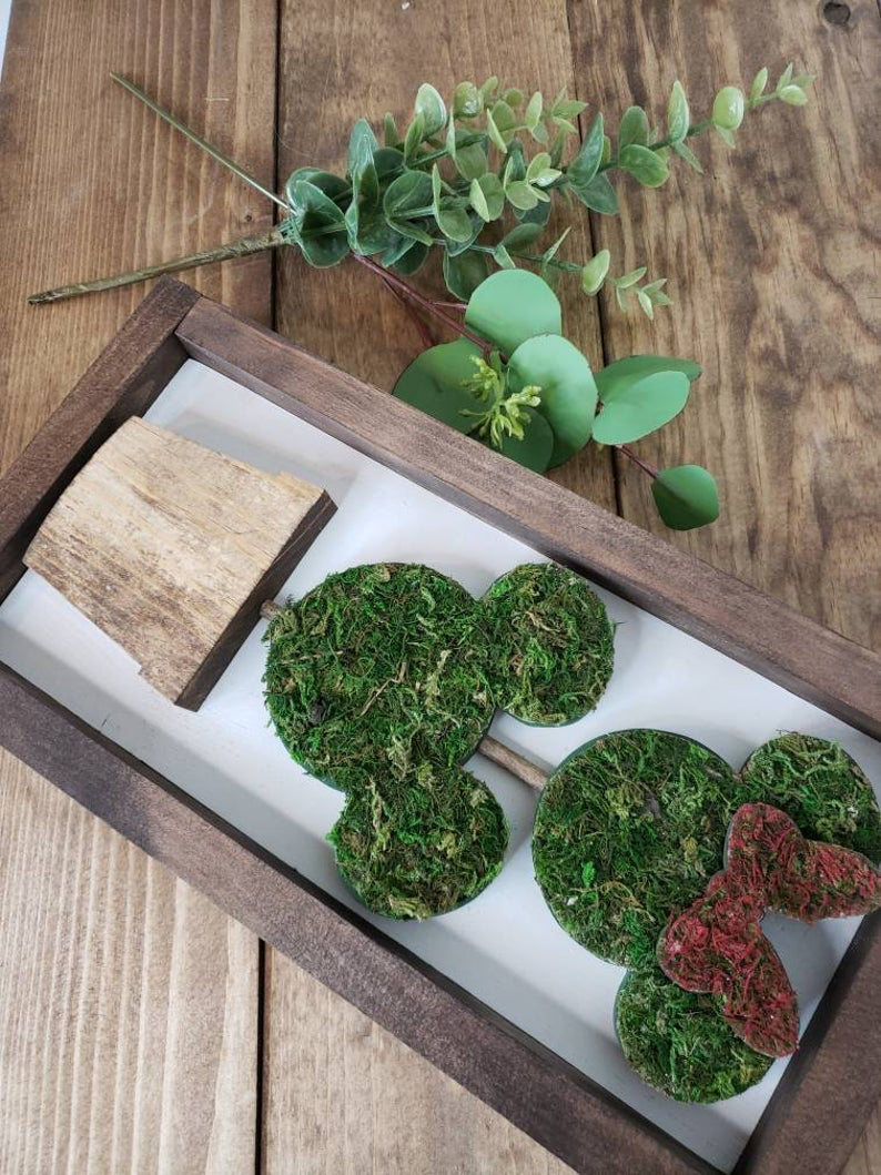 This Mickey And Minnie Topiary Sign Is The Perfect Decoration For ...