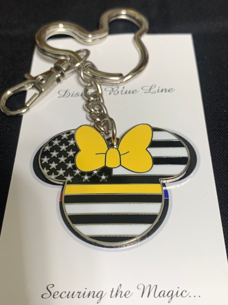 These Thin Line Mickey And Minnie Keychains Are A Magical Way To Honor ...