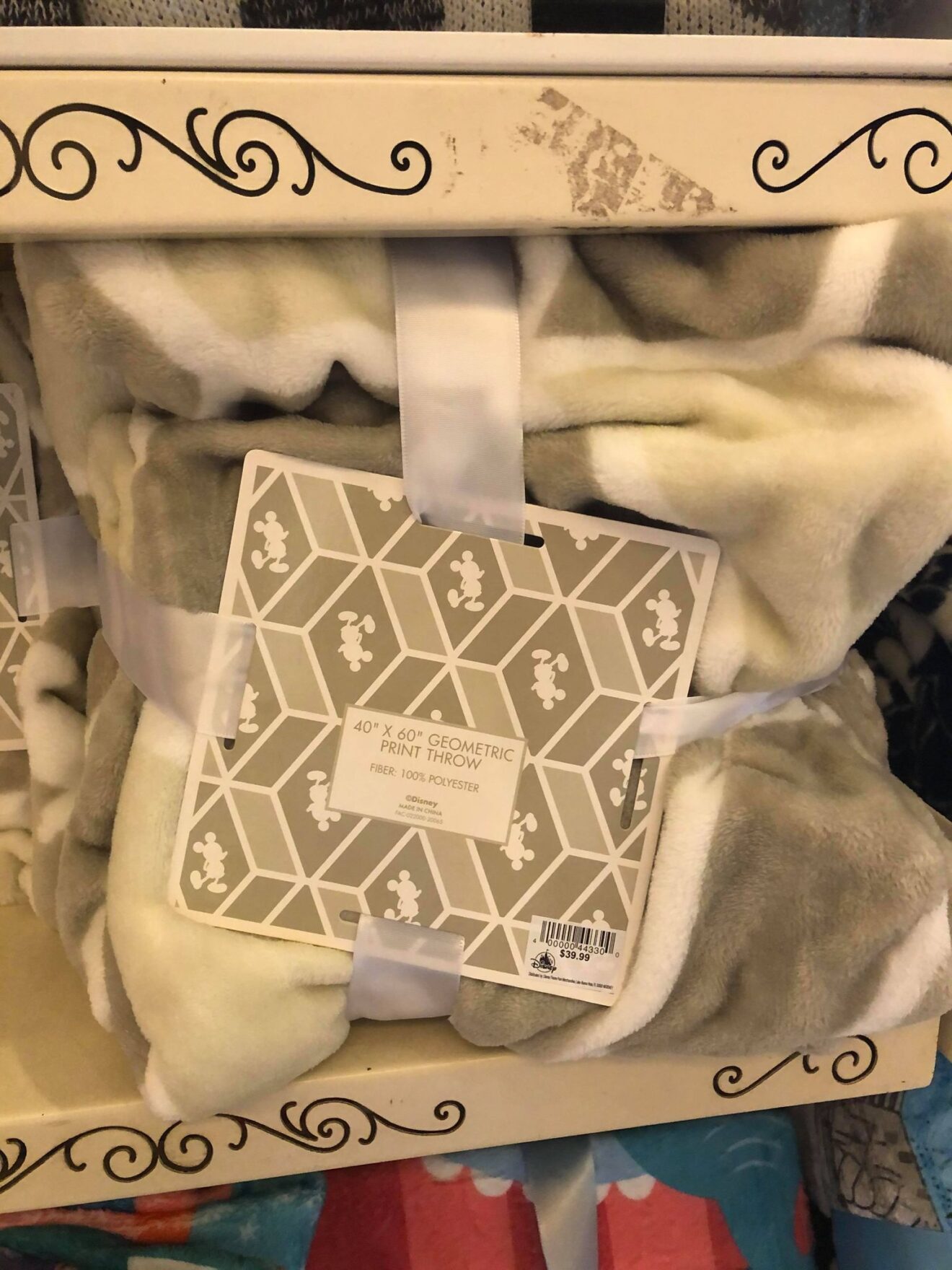 Snuggle Up With These Cute Disney Blankets On A Chilly Autumn Night ...