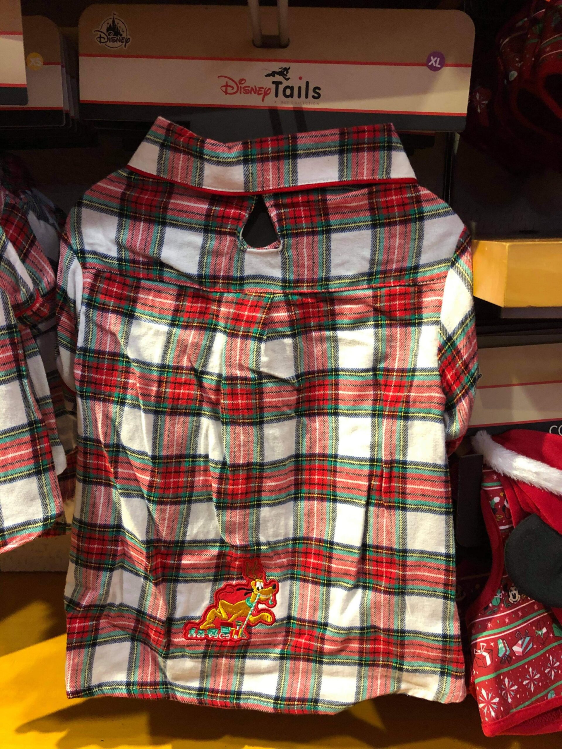 The New Christmas Disney Dog Merchandise Is Perfect For Any Furbaby ...