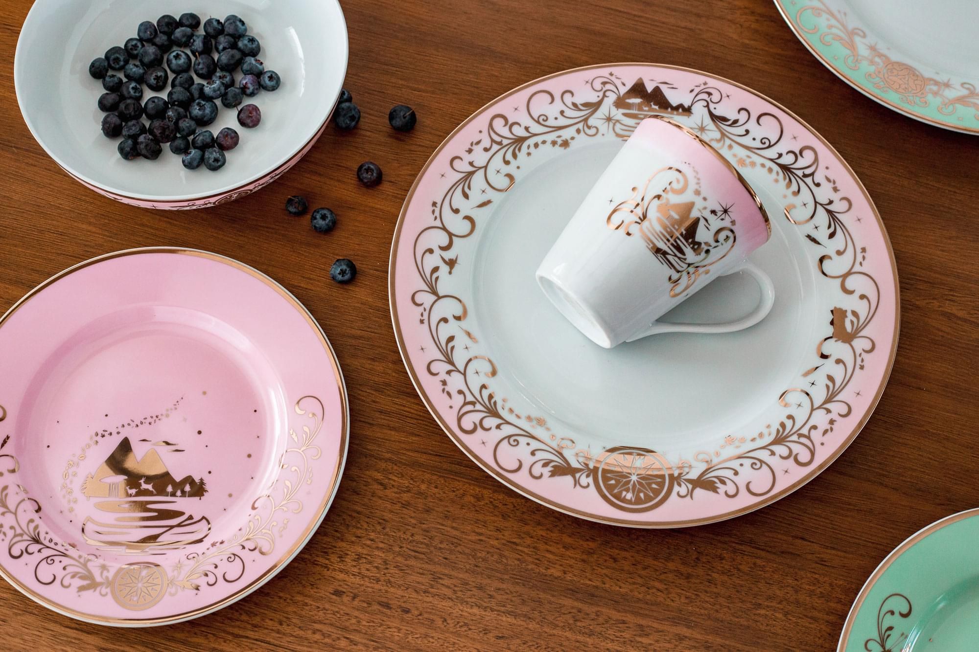 Fit for a Queen! The Disney Princess Dinnerware Collection Grows at ...