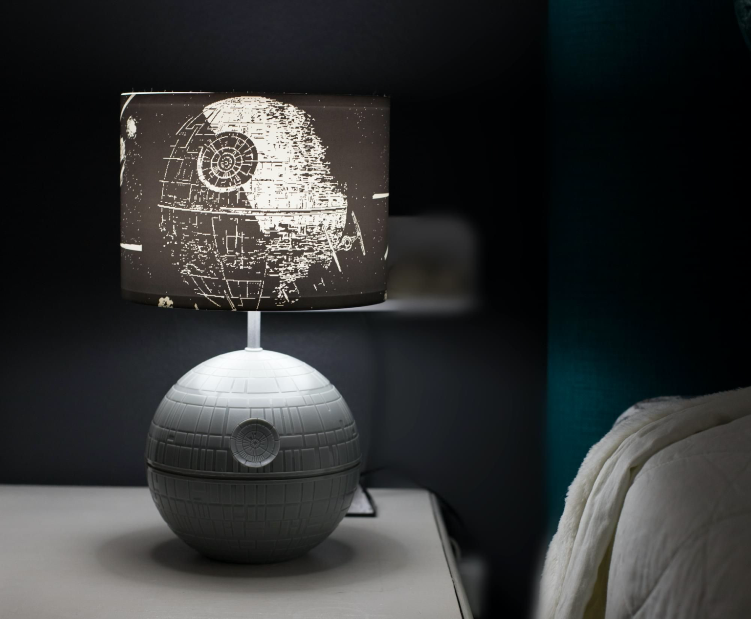 This Star Wars Home Goods Collection Will Make Your Home One With The ...