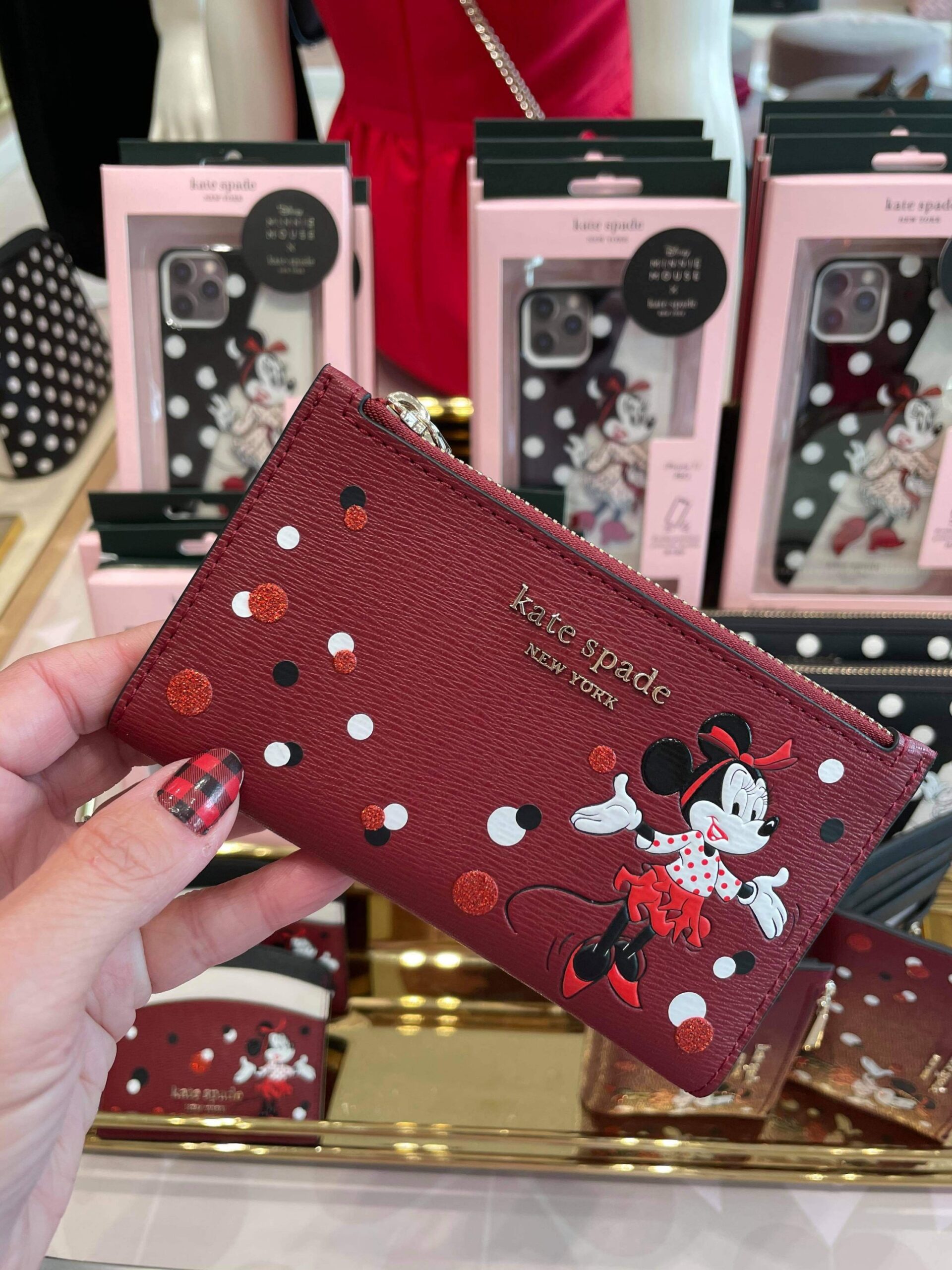 Stay Stylish With The Newest Minnie Mouse x Kate Spade Collection! - bags