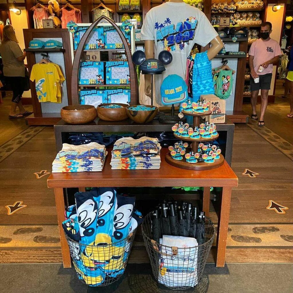 This 2021 Aulani Merchandise Collection Makes Me Want To Go To Hawaii ...