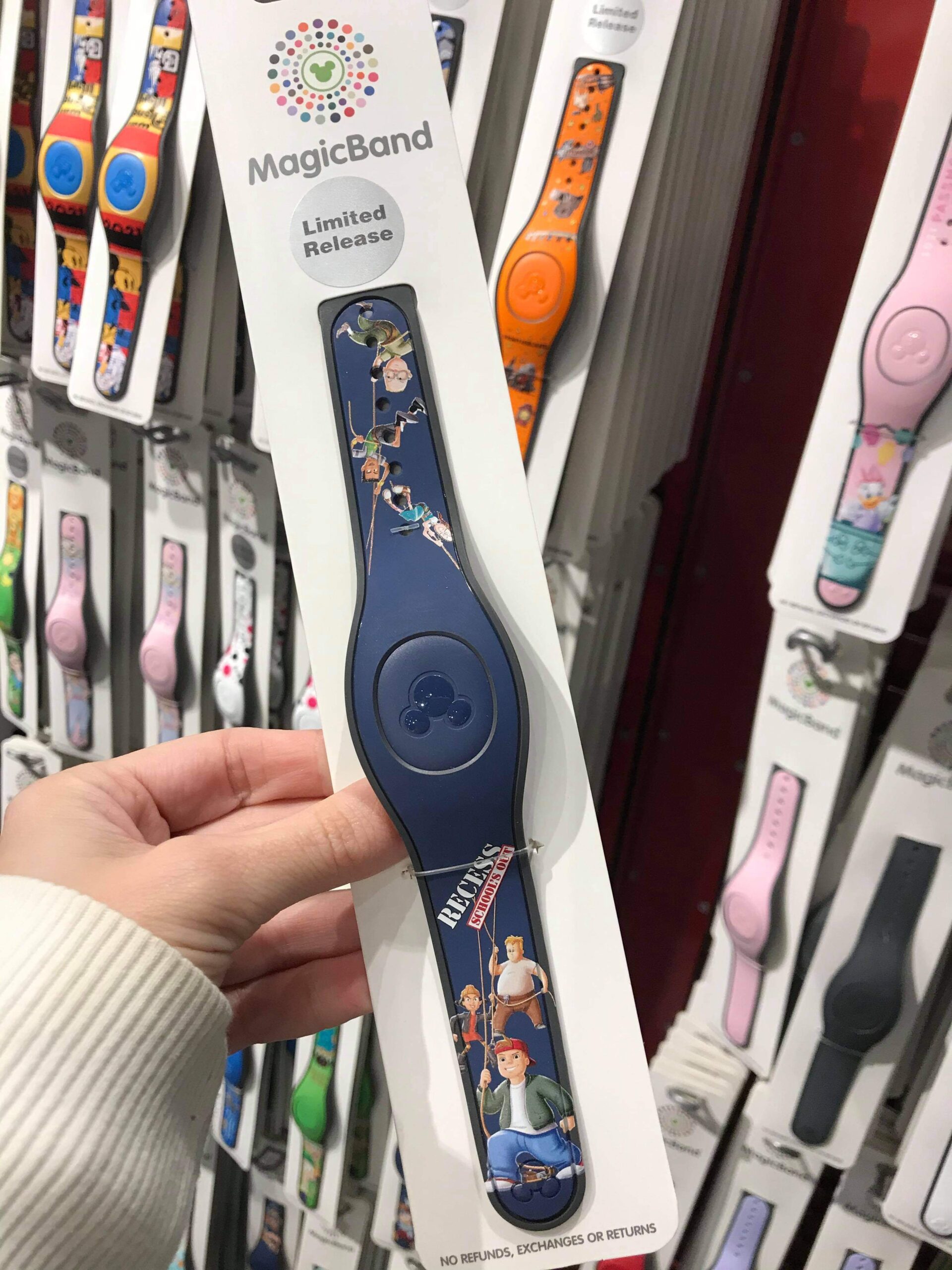 Four New Disney MagicBands Will Make Your Park Days Extra Magical ...
