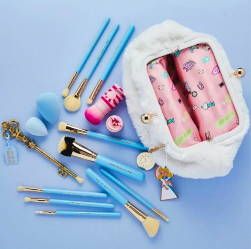 This Spectrum Alice In Wonderland Collection Will Take Your Makeup ...