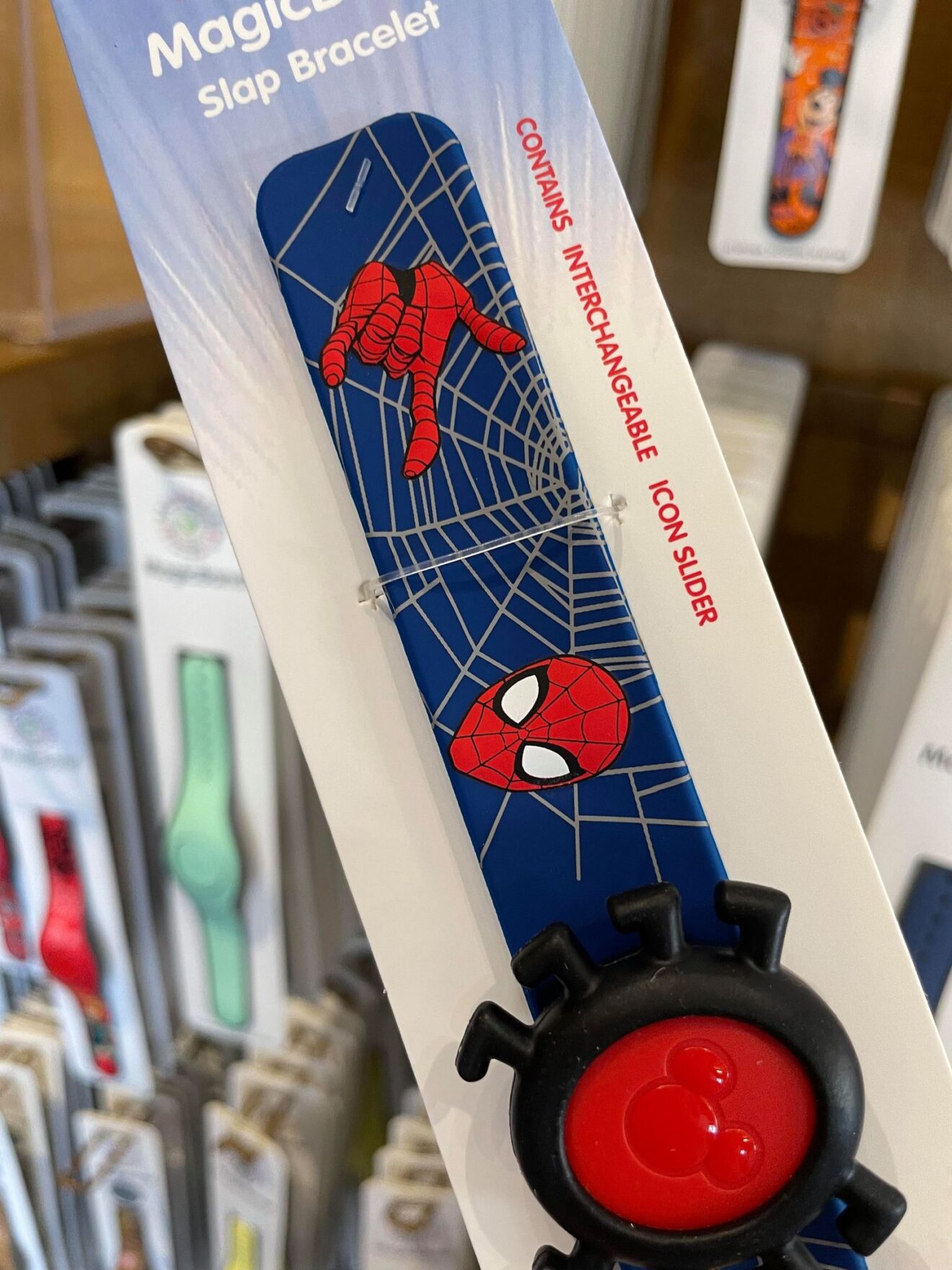 MagicBand Slap Bracelets Bring A 90s Vibe To This Magical Technology