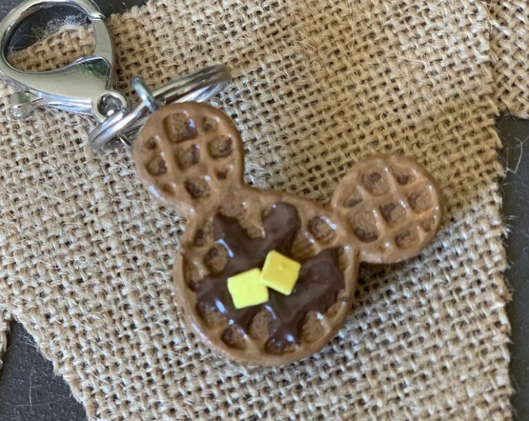 Disney Brooches and Purse Charms Are a Sweet Treat For Any Disney ...