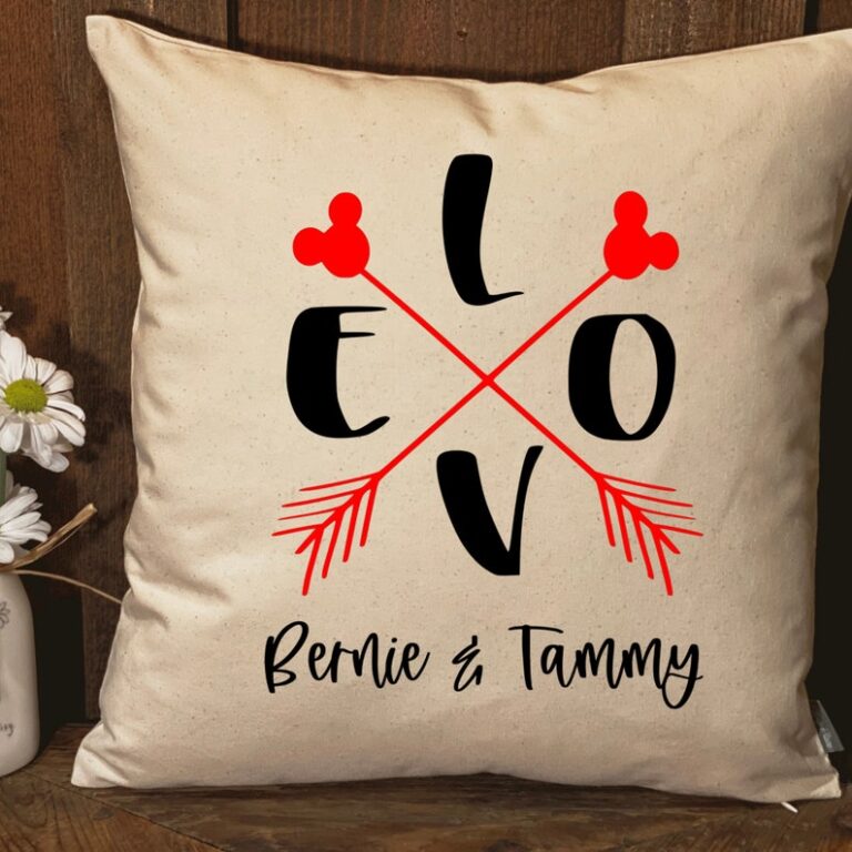 You'll Feel The Love When You Decorate For Valentine's Day In Disney ...