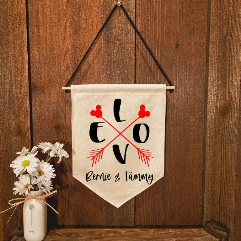 You'll Feel The Love When You Decorate For Valentine's Day In Disney ...