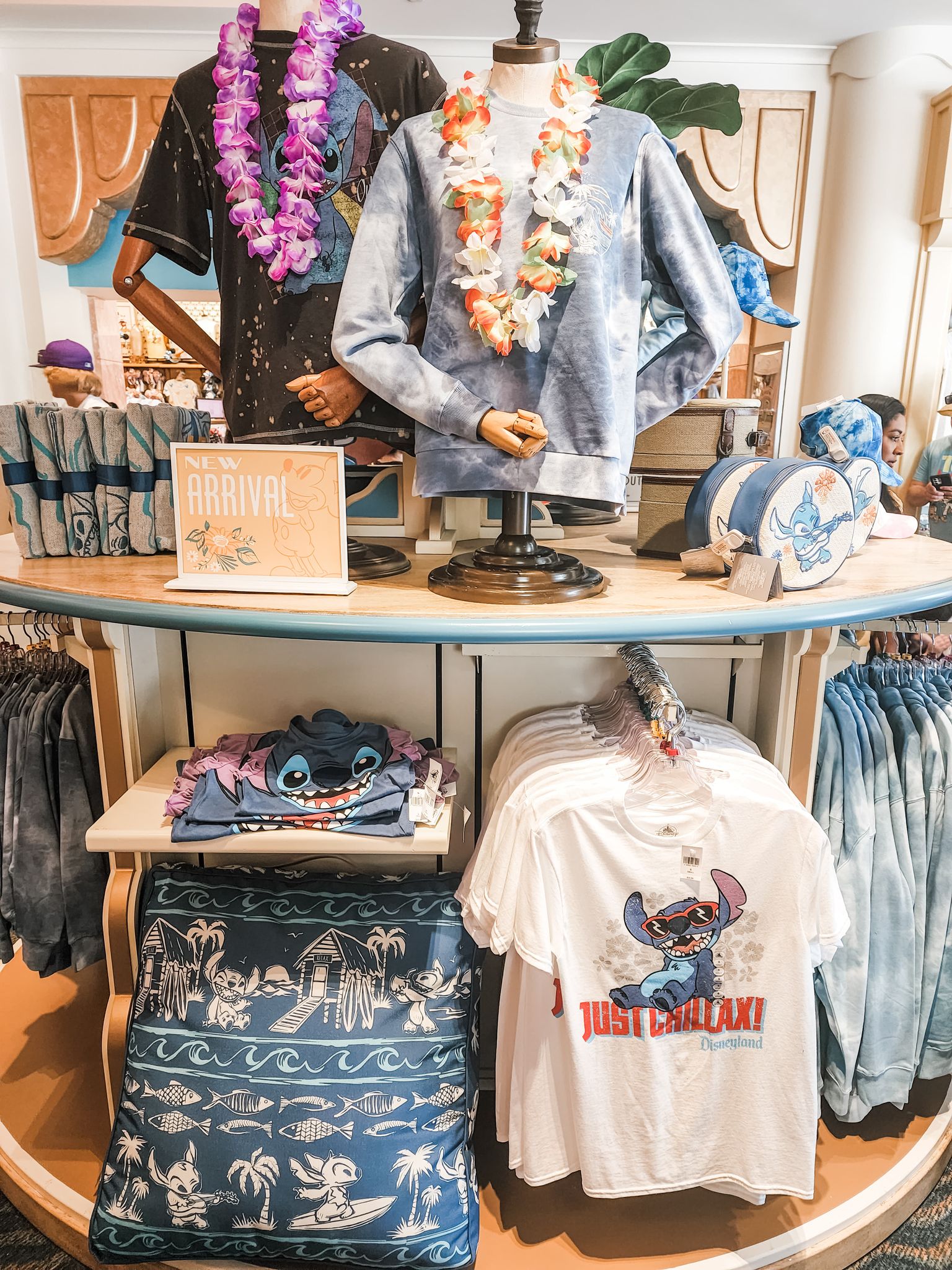 Say ”Aloha” to the New Stitch Merchandise Collection!