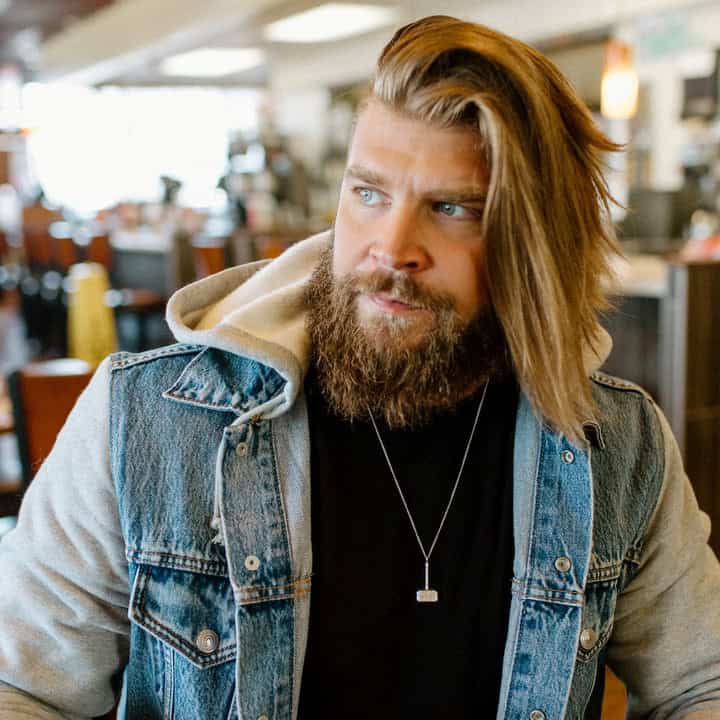 These Mjolnir And Stormbreaker Necklaces Will Have You Feeling As ...