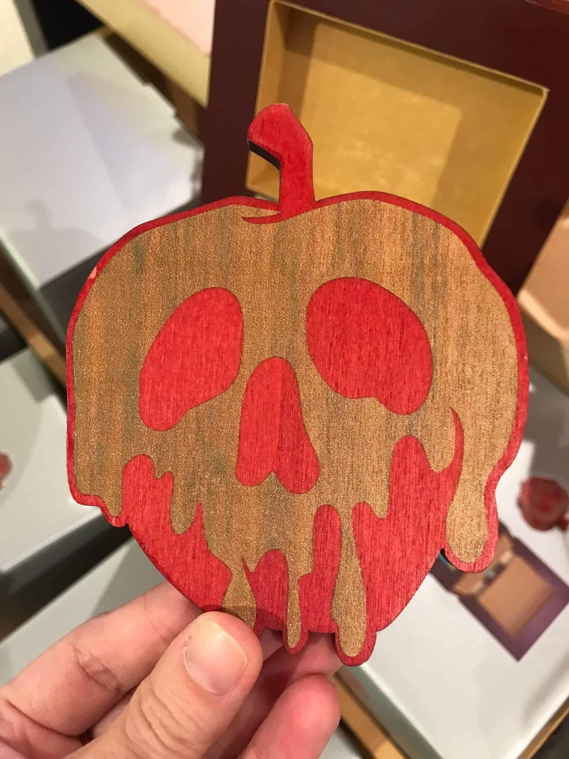Poison Apple Coaster Set Solves a Core Problem