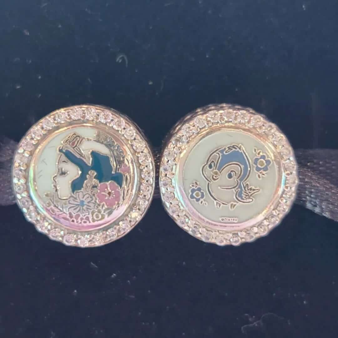 Snow White Shines On The EPCOT Flower & Garden Festival Pandora Set ...