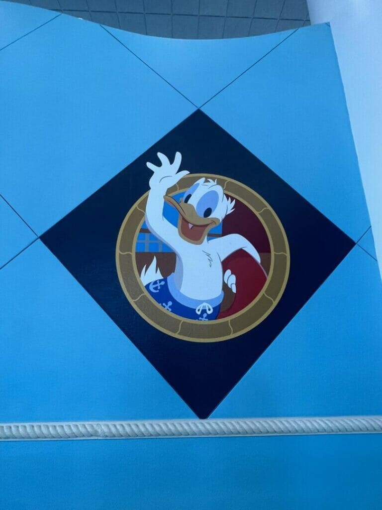 Shimmering Seas Decor Shines for Disney Cruise Line's 25th Anniversary ...