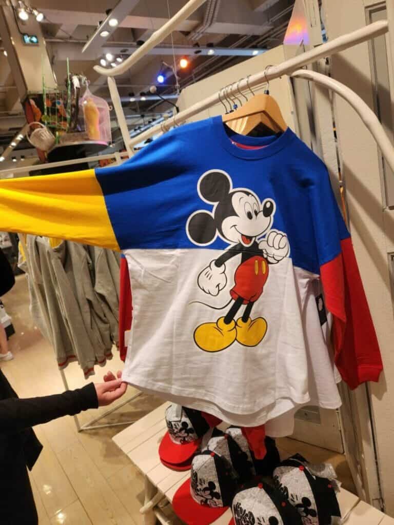This Euro Disney Collection Brings Vintage Disney Across The Pond ...