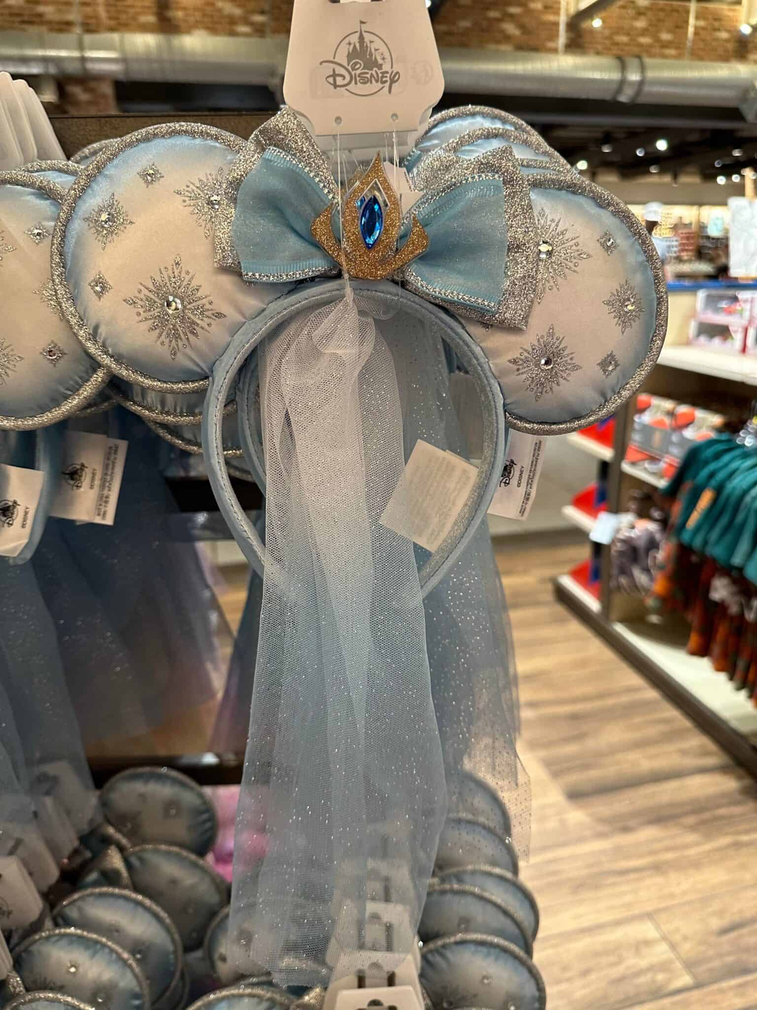 New Elsa Mouse Ears Are a Winter Dream Come True - Fashion