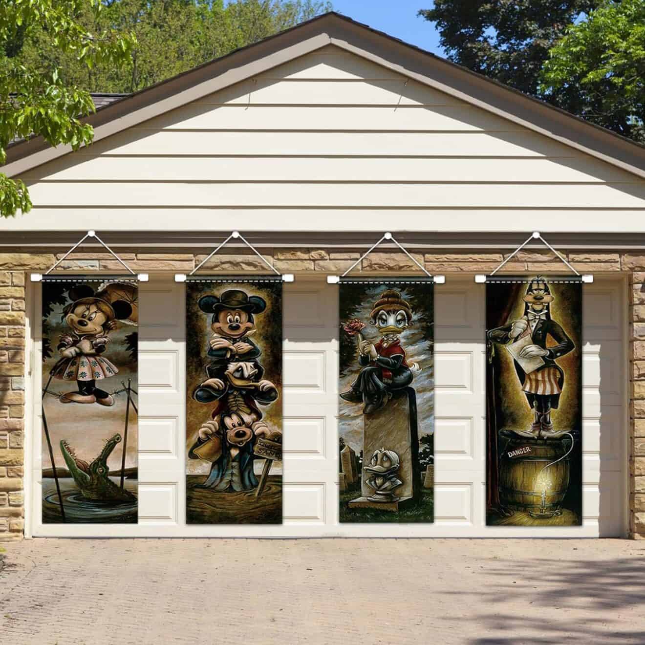 Disney Discovery- Haunted Mansion Stretching Posters - Decor