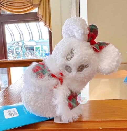 Character Snowmen Shoulder Plushes Are “Snow” Cute!