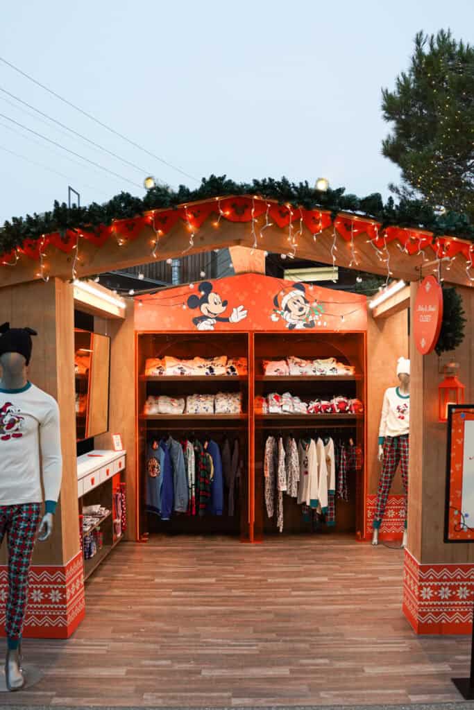 Disney’s Mickey & Friends Holiday Village Kicks Off With A Festive ...