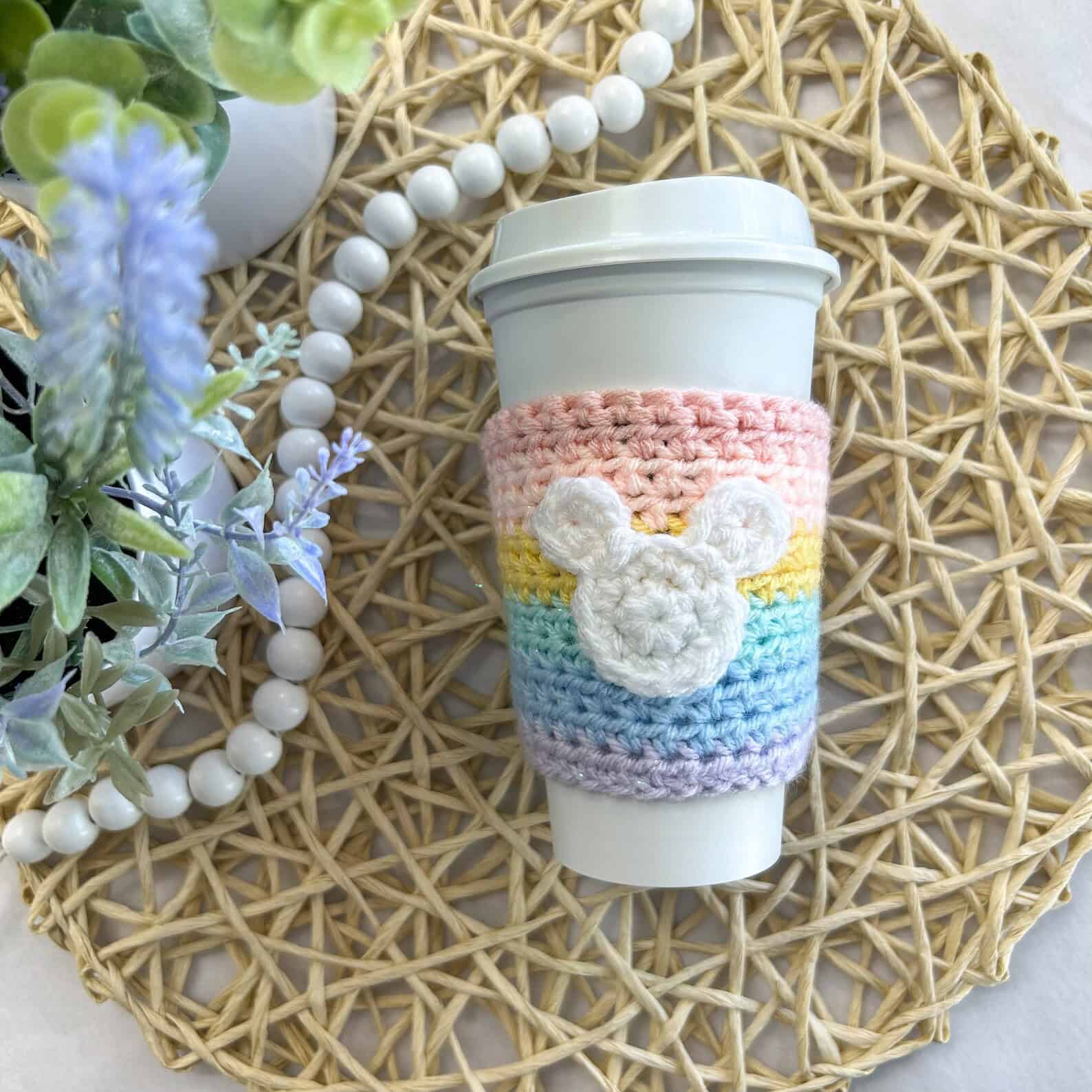 Rainbow Mouse Cozy Adds a Touch of Magic - Fashion