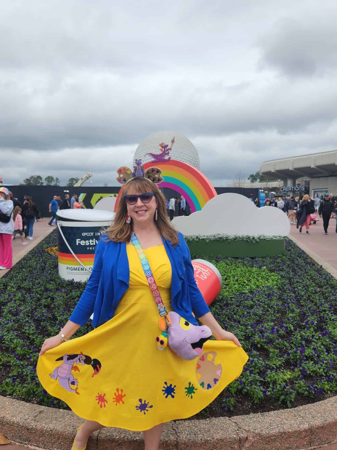 DIY Disney Fashion: Create Your Disney-Inspired Clothing And ...