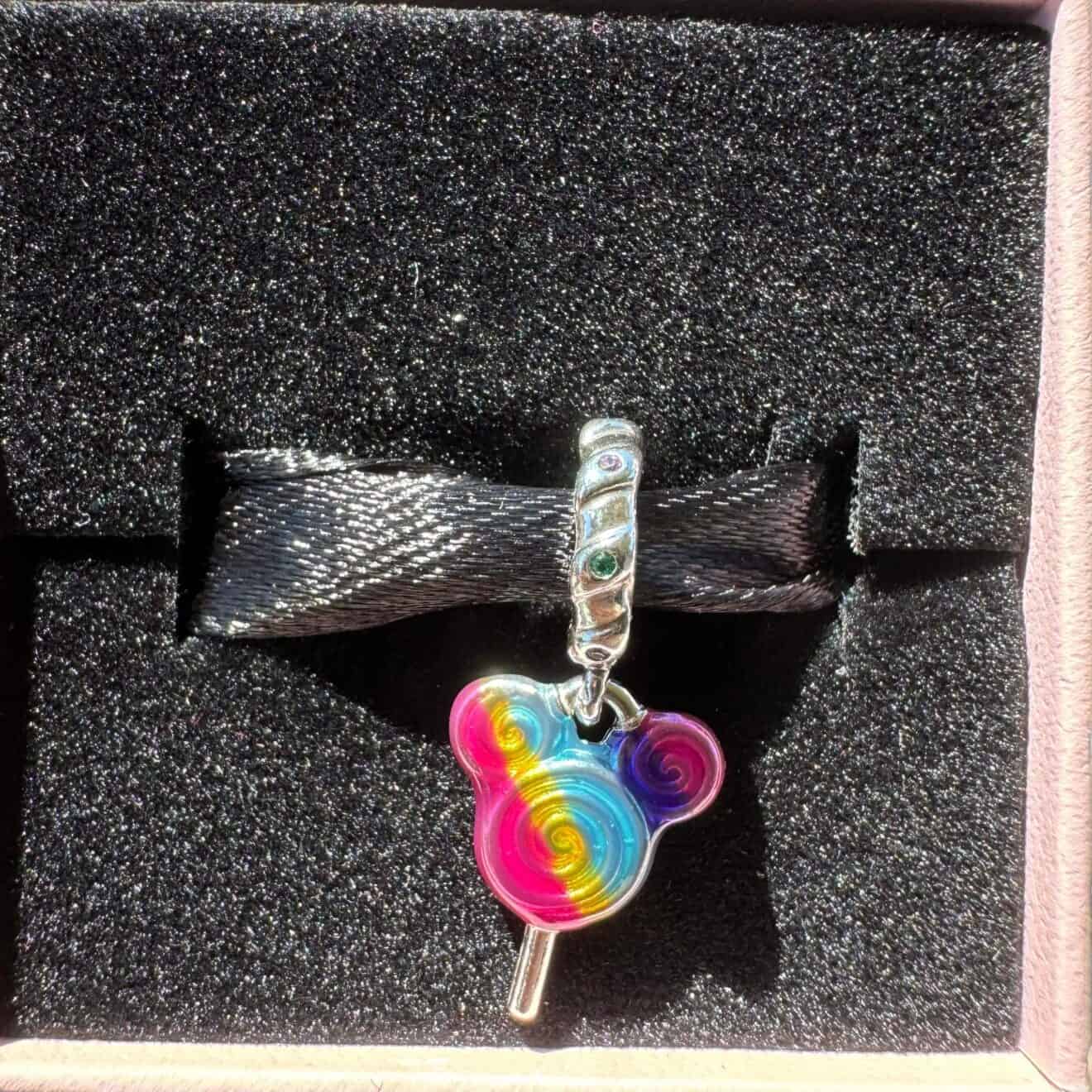 Charming New Pandora Park Exclusives!