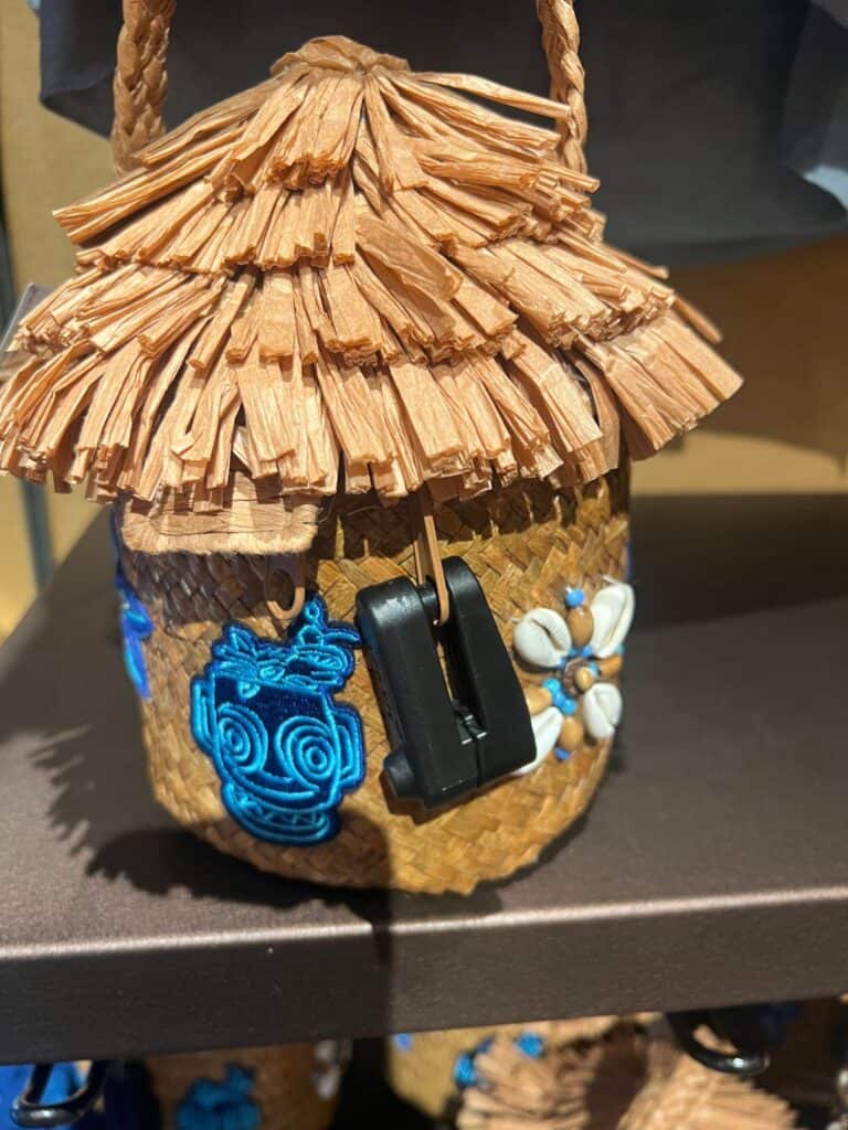 Trader Sam's Grog Grotto Collection at Disney's Polynesian Village ...