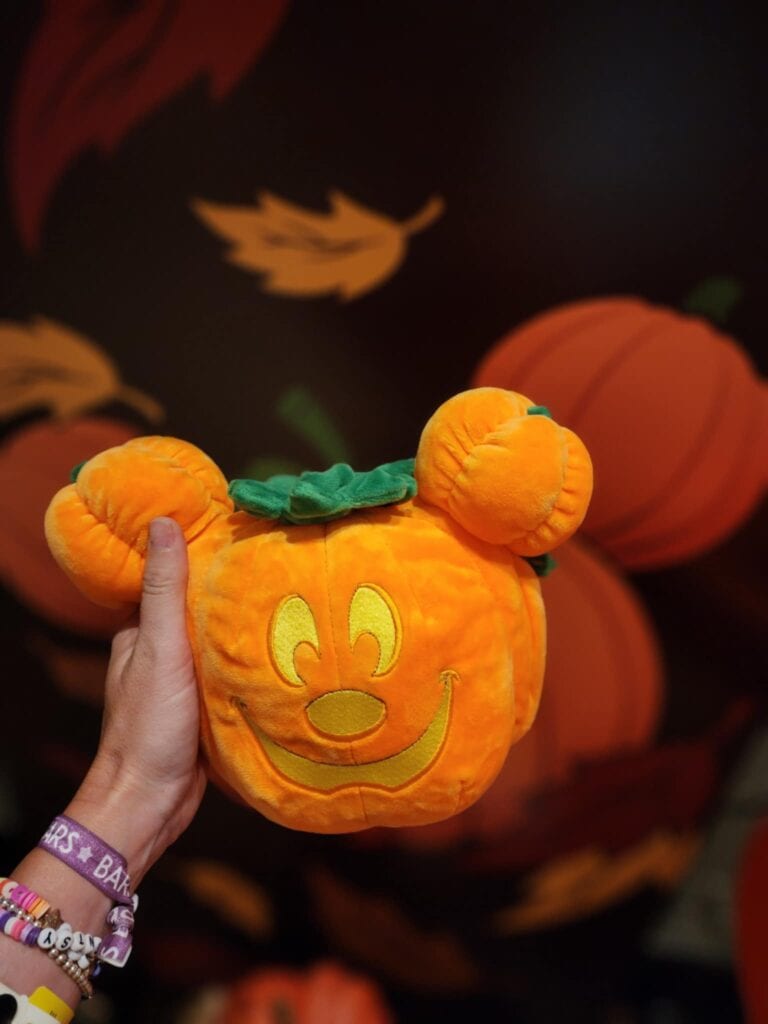 Check Out All the New Disney Scentsy Collections Coming This Year ...