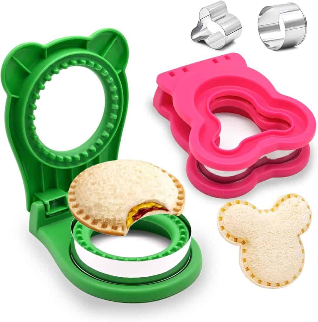 Disney Discovery: Mickey Sandwich Cutter Set - home