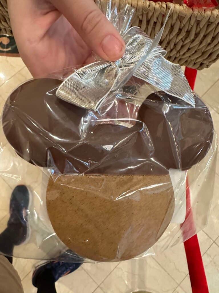 Grand Floridian Celebrates 25 Years of Gingerbread Magic - Disney World