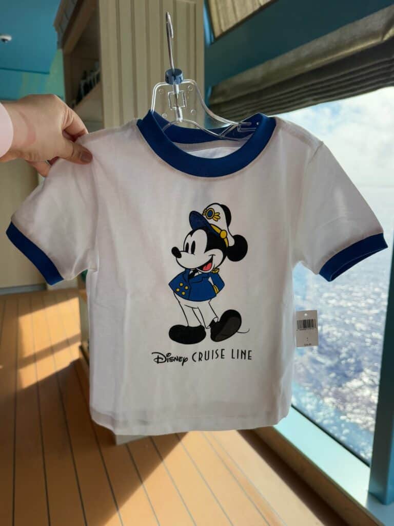 Pick Your Captain on DCL - Fashion