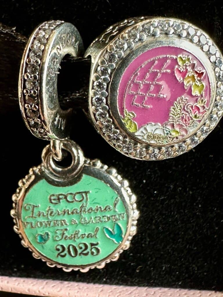 Alice In Wonderland Stars On The EPCOT Flower & Garden Festival Pandora ...