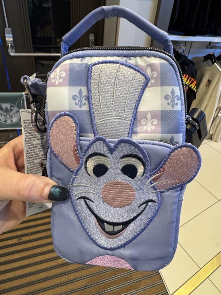 Castles, Clouds and Cooks Star On the New Disney Lug Bags! - bags