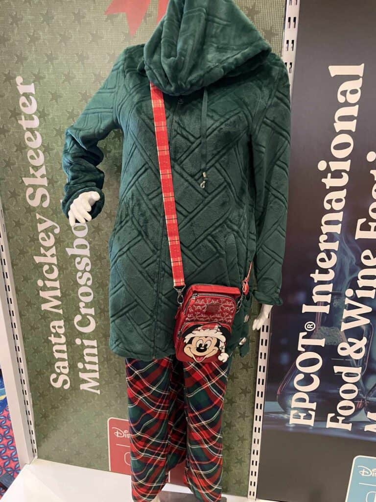 3 New To Us Disney Lug Bags Debut at Destination D23! - bags